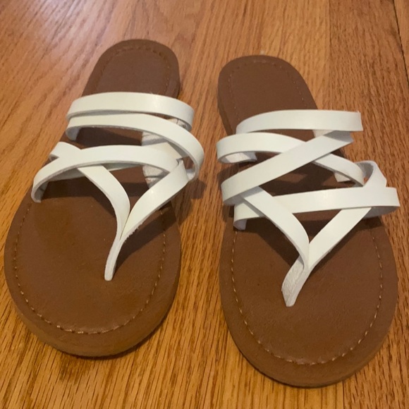 Universal Thread | Shoes | Universal Thread Worn Twice White | Poshmark